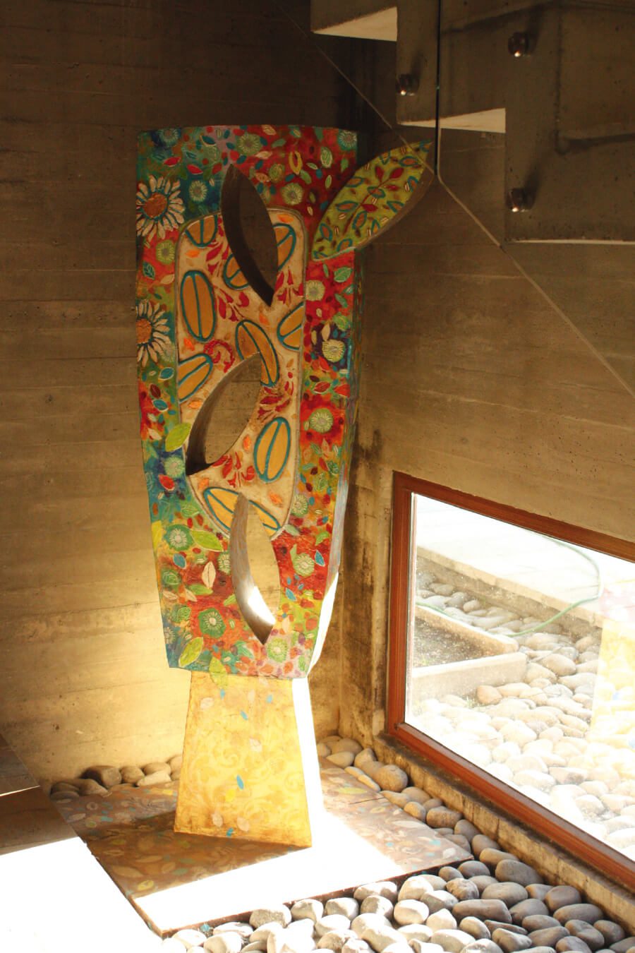 Renate Neumann. Colores transgresores - Costa Magazine